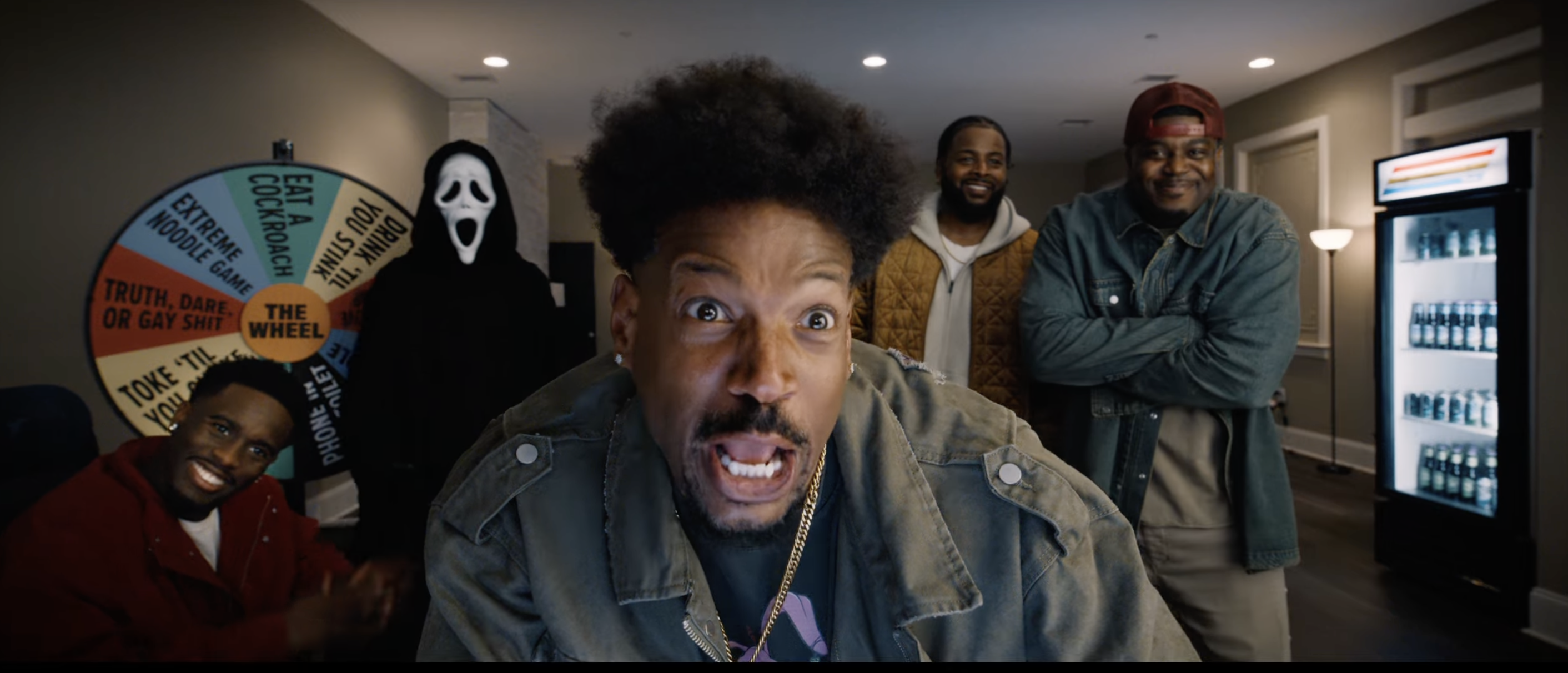 Paramount Unveils First Trailer for SCARY MOVIE Reboot - When To Stream